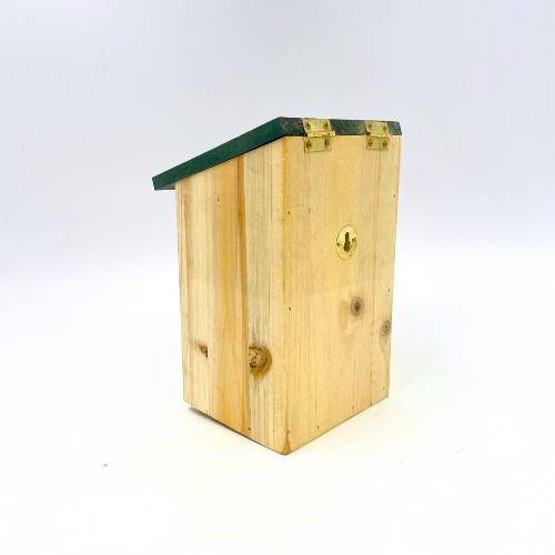 BeakyBites Wooden Nesting Bird Box