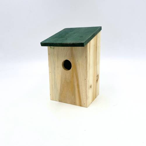 BeakyBites Wooden Nesting Bird Box